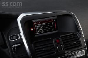 Black Volvo XC60 2013 in Jelgava, with an engine capacity of 2.40 L and mileage of 0 thousand km for 6400 €, photo 21 on AUTOMOTO.COM.LV