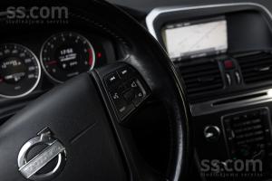 Black Volvo XC60 2013 in Jelgava, with an engine capacity of 2.40 L and mileage of 0 thousand km for 6400 €, photo 23 on AUTOMOTO.COM.LV