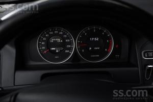 Black Volvo XC60 2013 in Jelgava, with an engine capacity of 2.40 L and mileage of 0 thousand km for 6400 €, photo 24 on AUTOMOTO.COM.LV