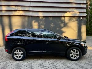 Black Volvo XC60 2013 in Alytus, with an engine capacity of 1.98 L and mileage of 219 thousand km for 9399 €, photo 26 on AUTOMOTO.COM.LV
