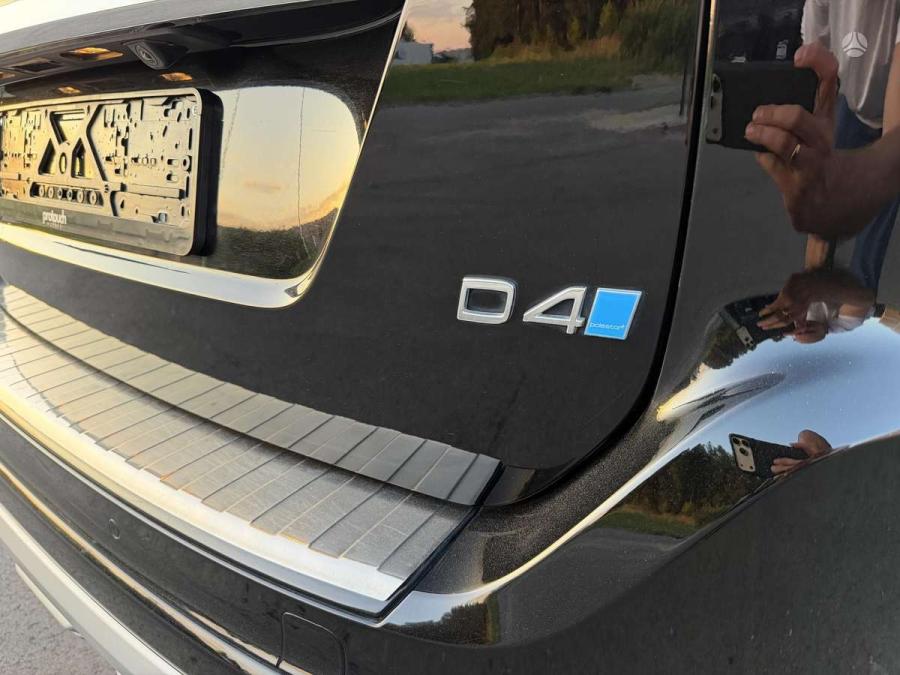Melns Volvo XC60 2013 Utena, ar dzinēja tilpumu 2.40 L un nobraukumu 308 tūkst. km par 11950 €, foto 10 vietnē AUTOMOTO.COM.LV
