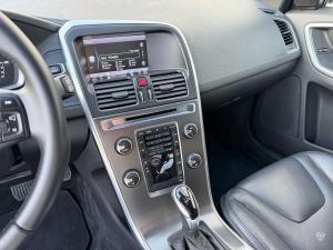 Melns Volvo XC60 2013 Utena, ar dzinēja tilpumu 2.40 L un nobraukumu 308 tūkst. km par 11950 €, foto 20 vietnē AUTOMOTO.COM.LV