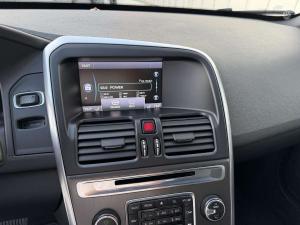 Melns Volvo XC60 2013 Utena, ar dzinēja tilpumu 2.40 L un nobraukumu 308 tūkst. km par 11950 €, foto 21 vietnē AUTOMOTO.COM.LV