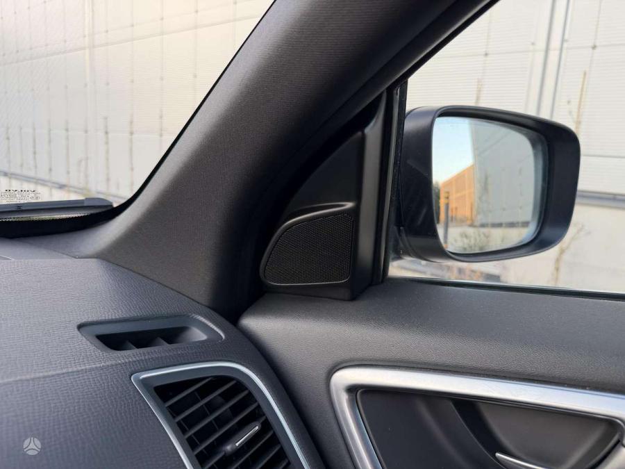 Melns Volvo XC60 2013 Utena, ar dzinēja tilpumu 2.40 L un nobraukumu 308 tūkst. km par 11950 €, foto 25 vietnē AUTOMOTO.COM.LV