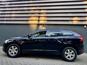 Black Volvo XC60 2013 in Alytus, with an engine capacity of 2.00 L and mileage of 219 thousand km for 9399 €, photo 35 on AUTOMOTO.COM.LV