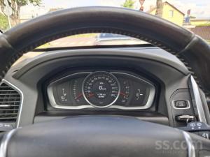 Black Volvo XC60 2013 in Ventspils, with an engine capacity of 2.40 L and mileage of 0 thousand km for 8500 €, photo 10 on AUTOMOTO.COM.LV