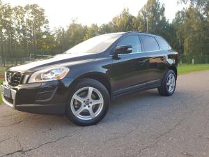 Black Volvo XC60 2013 in Pakruojis, with an engine capacity of 2.00 L and mileage of 206 thousand km for 10699 €, photo  on AUTOMOTO.COM.LV