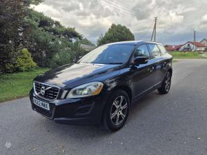 Melns Volvo XC60 2013 Šilutė, ar dzinēja tilpumu 2.00 L un nobraukumu 201 tūkst. km par 2850 €, foto  vietnē AUTOMOTO.COM.LV