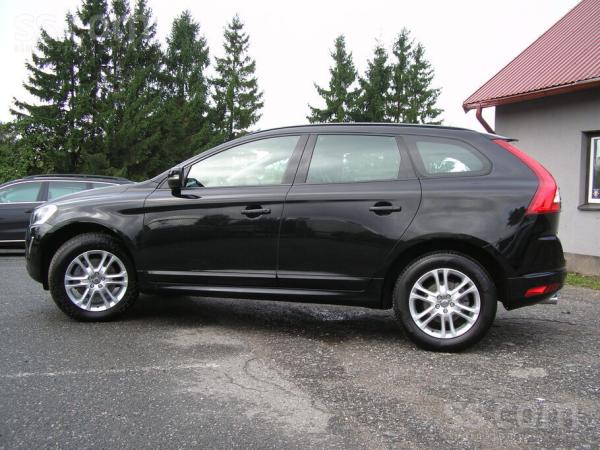 Black Volvo XC60 2013 in Riga, with an engine capacity of 2.00 L and mileage of 0 thousand km for 12350 €, photo 5 on AUTOMOTO.COM.LV