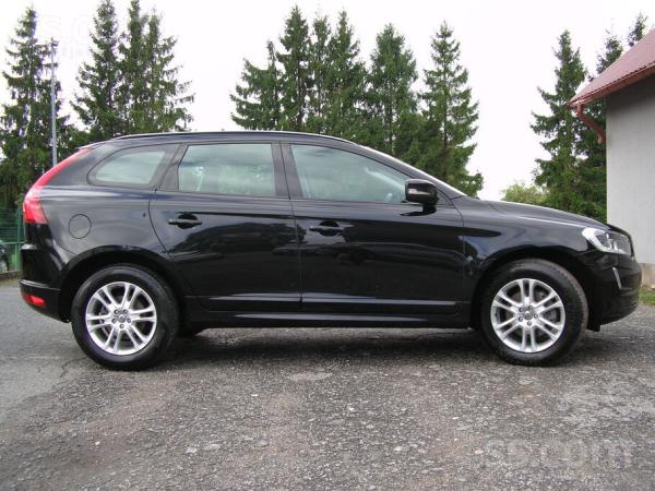 Black Volvo XC60 2013 in Riga, with an engine capacity of 2.00 L and mileage of 0 thousand km for 12350 €, photo 8 on AUTOMOTO.COM.LV