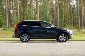 Melns Volvo XC60 2013 Rīga, ar dzinēja tilpumu 2.40 L un nobraukumu 338 tūkst. km par 10590 €, foto 9 vietnē AUTOMOTO.COM.LV