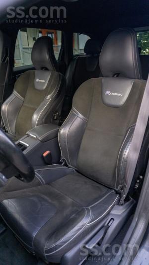 Melns Volvo XC60 2013 Rīga, ar dzinēja tilpumu 2.40 L un nobraukumu 338 tūkst. km par 10590 €, foto 27 vietnē AUTOMOTO.COM.LV