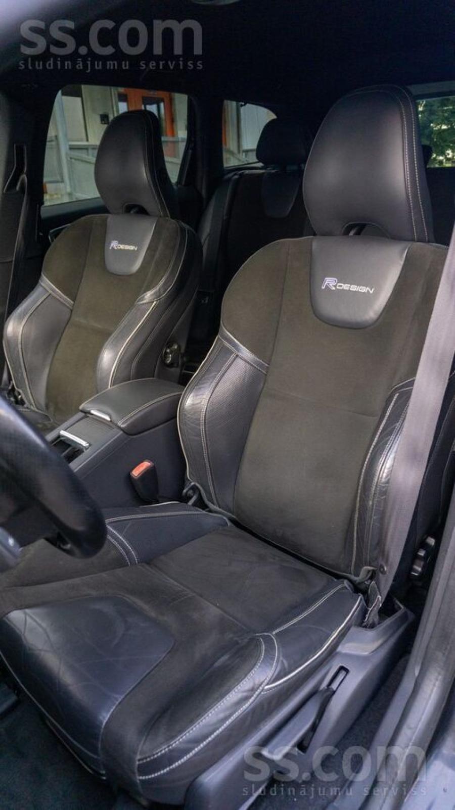 Melns Volvo XC60 2013 Rīga, ar dzinēja tilpumu 2.40 L un nobraukumu 338 tūkst. km par 10590 €, foto 27 vietnē AUTOMOTO.COM.LV