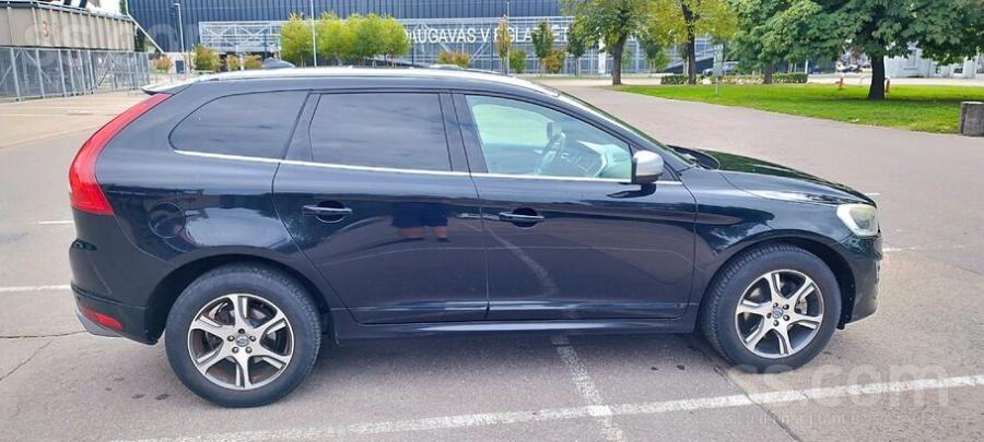 Melns Volvo XC60 2013 Rīga, ar dzinēja tilpumu 2.40 L un nobraukumu 232 tūkst. km par 9600 €, foto 7 vietnē AUTOMOTO.COM.LV