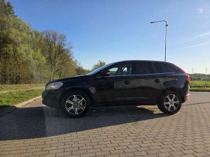 Black Volvo XC60 2013 in Alytus, with an engine capacity of 2.95 L and mileage of 117 thousand km for 5500 €, photo 1 on AUTOMOTO.COM.LV