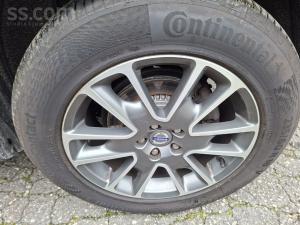 Melns Volvo XC60 2013 Rīga, ar dzinēja tilpumu 2.40 L un nobraukumu 309 tūkst. km par 8950 €, foto 16 vietnē AUTOMOTO.COM.LV