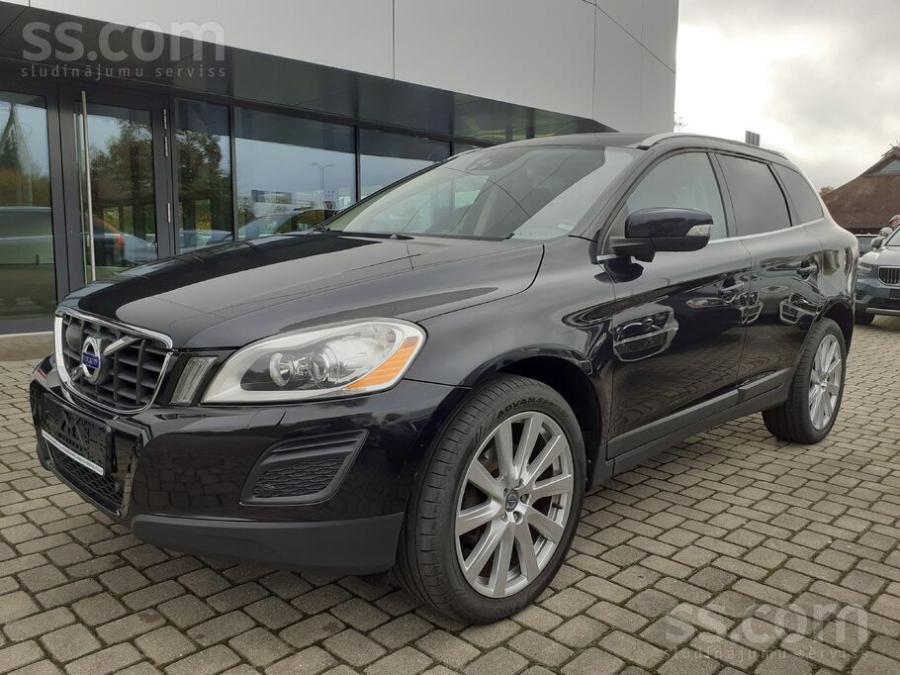 Melns Volvo XC60 2013 Rīga, ar dzinēja tilpumu 2.00 L un nobraukumu 211 tūkst. km par 12800 €, foto 1 vietnē AUTOMOTO.COM.LV
