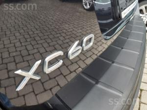 Melns Volvo XC60 2013 Rīga, ar dzinēja tilpumu 2.00 L un nobraukumu 211 tūkst. km par 12800 €, foto 17 vietnē AUTOMOTO.COM.LV