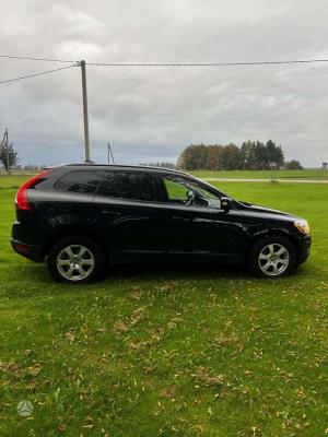 Melns Volvo XC60 2013 Pasvalys, ar dzinēja tilpumu 1.98 L un nobraukumu 259 tūkst. km par 7550 €, foto 3 vietnē AUTOMOTO.COM.LV