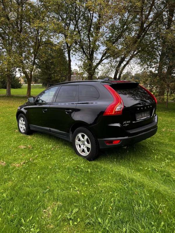Volvo XC60 2013 Pasvalys vietnÄ Melns Volvo XC60 2013 Pasvalys, ar dzinÄja tilpumu 1.98 L un nobraukumu 259 tÅ«kst. km par 7550 ā¬, foto 4 vietnÄ AUTOMOTO.COM.LV