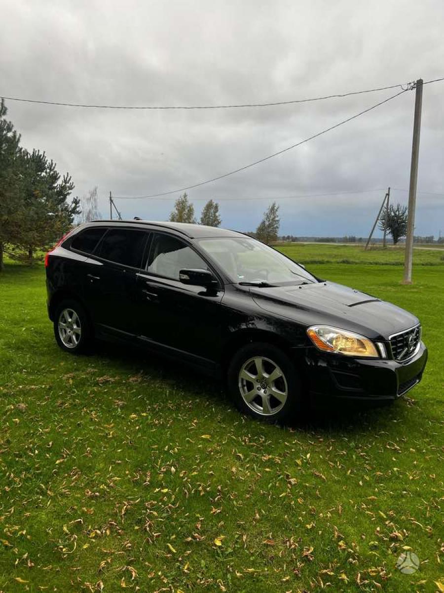 Melns Volvo XC60 2013 Pasvalys, ar dzinēja tilpumu 1.98 L un nobraukumu 259 tūkst. km par 7550 €, foto 7 vietnē AUTOMOTO.COM.LV