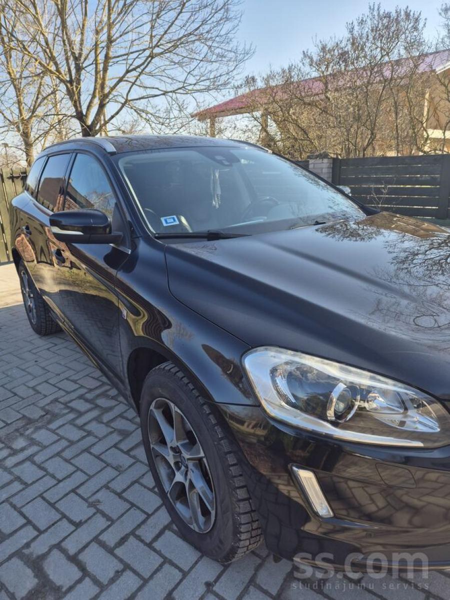 Melns Volvo XC60 2014 Rīga, ar dzinēja tilpumu 2.00 L un nobraukumu 182 tūkst. km par 11499 €, foto 7 vietnē AUTOMOTO.COM.LV