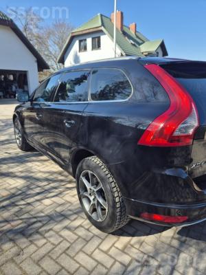 Melns Volvo XC60 2014 Rīga, ar dzinēja tilpumu 2.00 L un nobraukumu 182 tūkst. km par 11499 €, foto 13 vietnē AUTOMOTO.COM.LV