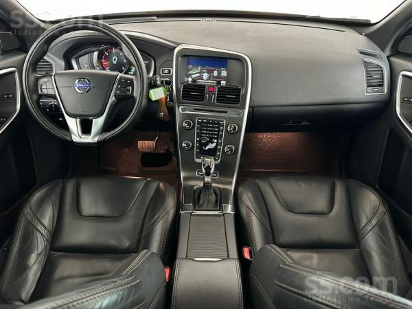 Melns Volvo XC60 2014 Rīga, ar dzinēja tilpumu 2.40 L un nobraukumu 240 tūkst. km par 10500 €, foto 10 vietnē AUTOMOTO.COM.LV