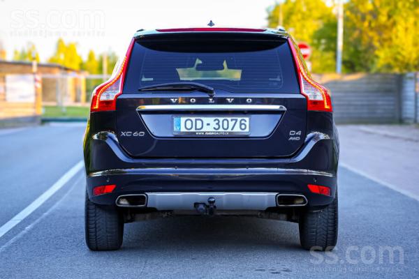 Black Volvo XC60 2014 in Jelgava, with an engine capacity of 2.40 L and mileage of 0 thousand km for 13500 €, photo 6 on AUTOMOTO.COM.LV