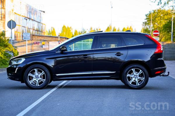 Black Volvo XC60 2014 in Jelgava, with an engine capacity of 2.40 L and mileage of 0 thousand km for 13500 €, photo 8 on AUTOMOTO.COM.LV