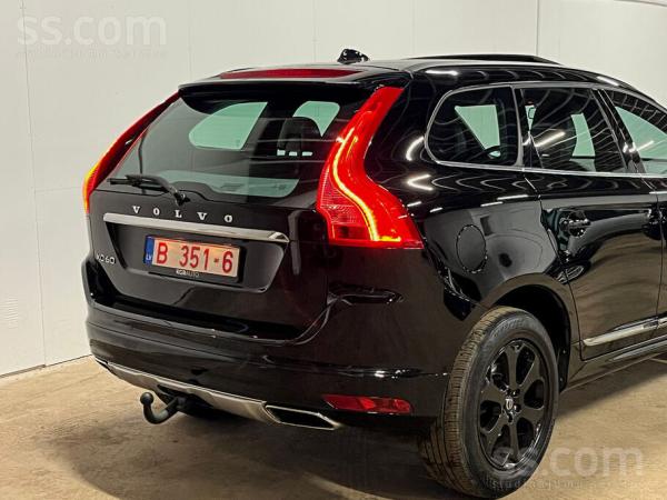 Melns Volvo XC60 2014 Jūrmala, ar dzinēja tilpumu 2.40 L un nobraukumu 295 tūkst. km par 13995 €, foto 10 vietnē AUTOMOTO.COM.LV