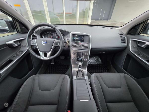Melns Volvo XC60 2014 Viļņa, ar dzinēja tilpumu 1.98 L un nobraukumu 136 tūkst. km par 15900 €, foto 10 vietnē AUTOMOTO.COM.LV