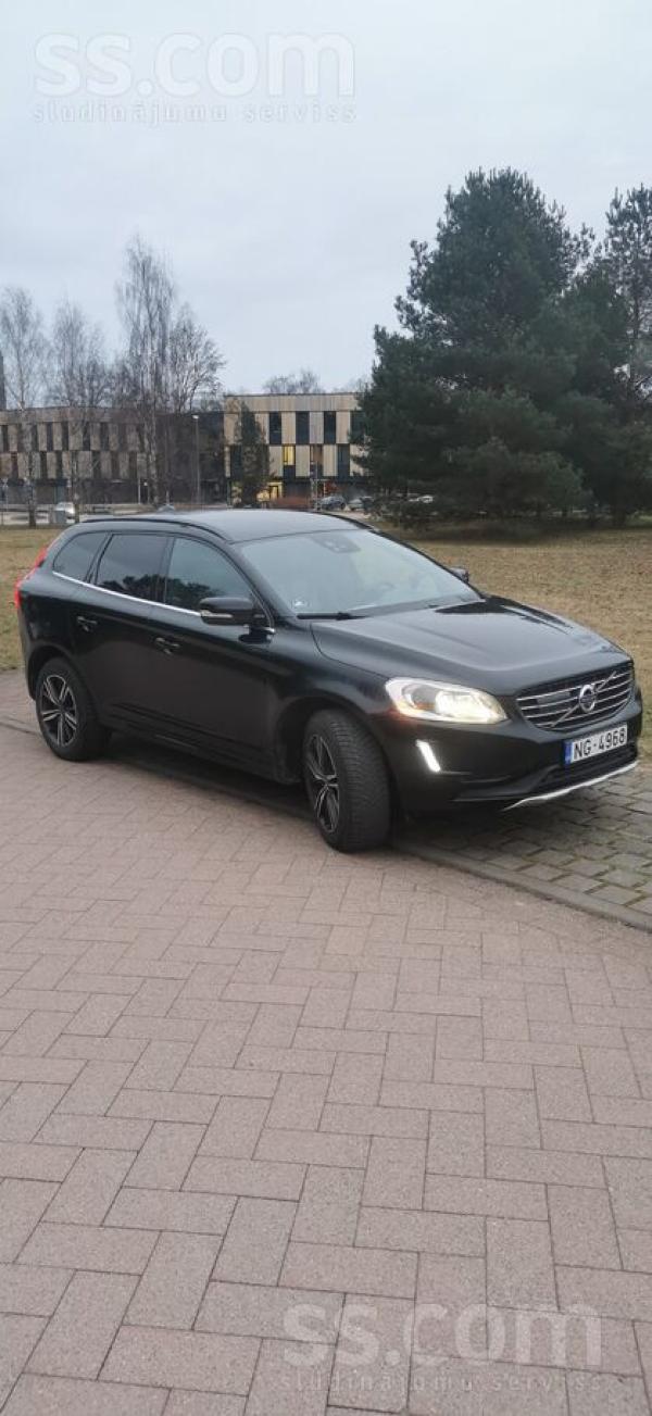 Melns Volvo XC60 2014 Rīga, ar dzinēja tilpumu 2.00 L un nobraukumu 291 tūkst. km par 10000 €, foto 8 vietnē AUTOMOTO.COM.LV