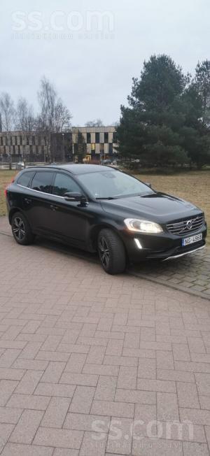 Melns Volvo XC60 2014 Rīga, ar dzinēja tilpumu 2.00 L un nobraukumu 291 tūkst. km par 10000 €, foto 8 vietnē AUTOMOTO.COM.LV