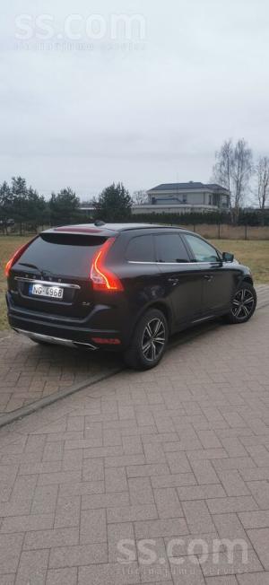 Melns Volvo XC60 2014 Rīga, ar dzinēja tilpumu 2.00 L un nobraukumu 291 tūkst. km par 10000 €, foto 9 vietnē AUTOMOTO.COM.LV