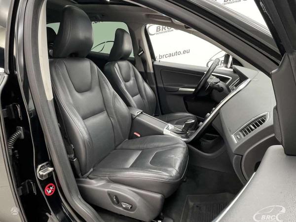 Black Volvo XC60 2014 in Vilnius, with an engine capacity of 2.95 L and mileage of 201 thousand km for 11950 €, photo 8 on AUTOMOTO.COM.LV