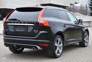 Melns Volvo XC60 2014 Viļņa, ar dzinēja tilpumu 2.40 L un nobraukumu 292 tūkst. km par 14900 €, foto 2 vietnē AUTOMOTO.COM.LV