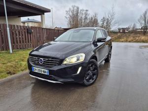 Black Volvo XC60 2014 in Vilnius, with an engine capacity of 2.40 L and mileage of 220 thousand km for 13800 €, photo 3 on AUTOMOTO.COM.LV