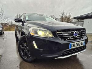 Black Volvo XC60 2014 in Vilnius, with an engine capacity of 2.40 L and mileage of 220 thousand km for 13800 €, photo 15 on AUTOMOTO.COM.LV