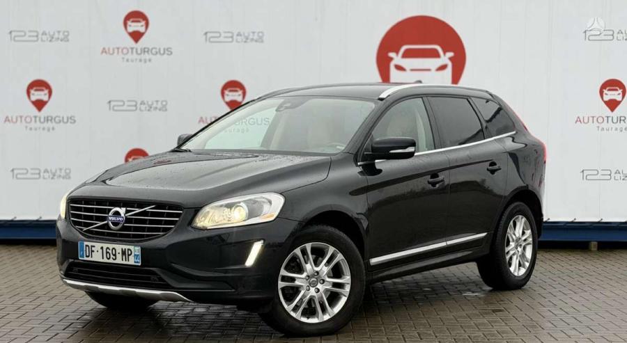 Black Volvo XC60 2014 in Taurage, with an engine capacity of 2.40 L and mileage of 173 thousand km for 12900 €, photo 5 on AUTOMOTO.COM.LV