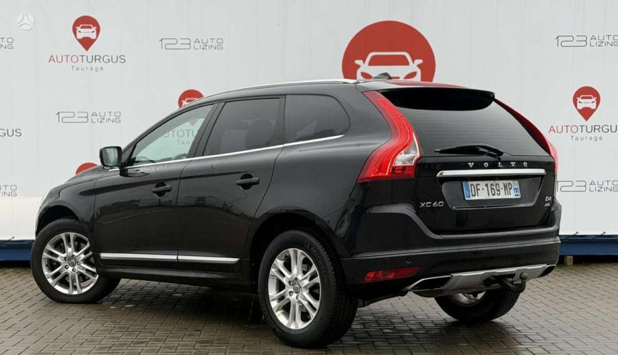 Black Volvo XC60 2014 in Taurage, with an engine capacity of 2.40 L and mileage of 173 thousand km for 12900 €, photo 15 on AUTOMOTO.COM.LV