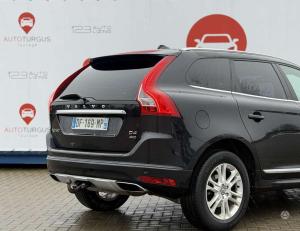Black Volvo XC60 2014 in Taurage, with an engine capacity of 2.40 L and mileage of 173 thousand km for 12900 €, photo 18 on AUTOMOTO.COM.LV