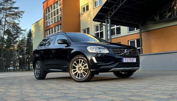 Black Volvo XC60 2014 in Druskininkai, with an engine capacity of 2.40 L and mileage of 221 thousand km for 12350 €, photo 2 on AUTOMOTO.COM.LV
