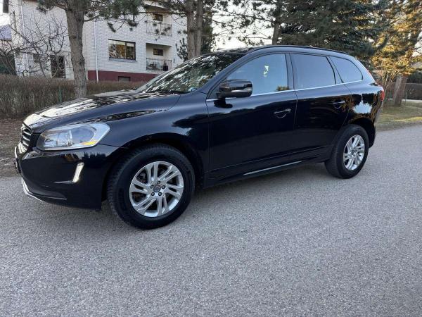 Black Volvo XC60 2014 in Alytus, with an engine capacity of 1.98 L and mileage of 256 thousand km for 9850 €, photo 4 on AUTOMOTO.COM.LV