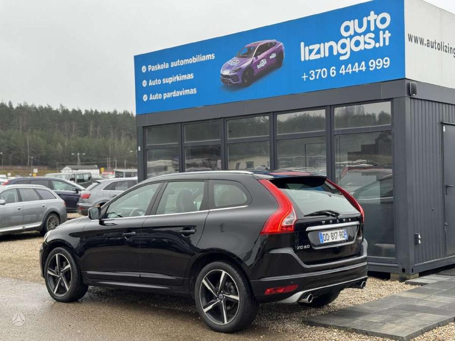 Black Volvo XC60 2014 in Vilnius, with an engine capacity of 2.00 L and mileage of 177 thousand km for 11950 €, photo 3 on AUTOMOTO.COM.LV