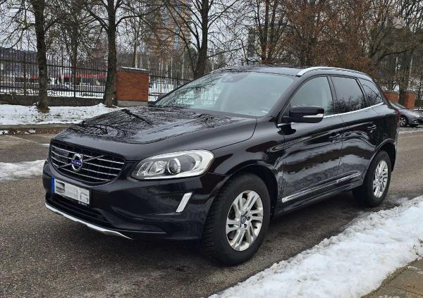 Melns Volvo XC60 2014 Viļņa, ar dzinēja tilpumu 1.98 L un nobraukumu 300 tūkst. km par 8200 €, foto 1 vietnē AUTOMOTO.COM.LV