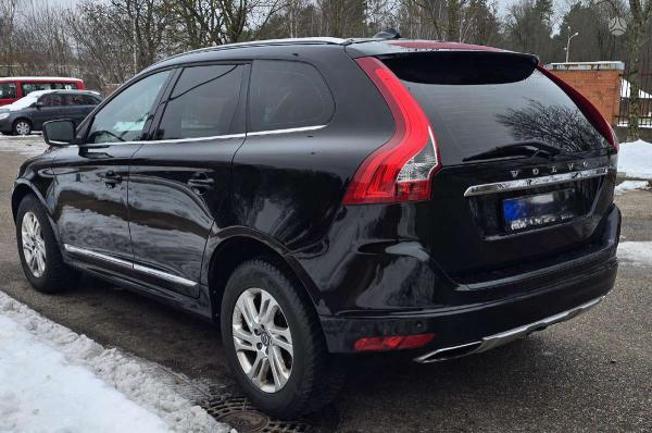 Melns Volvo XC60 2014 Viļņa, ar dzinēja tilpumu 1.98 L un nobraukumu 300 tūkst. km par 8200 €, foto 5 vietnē AUTOMOTO.COM.LV