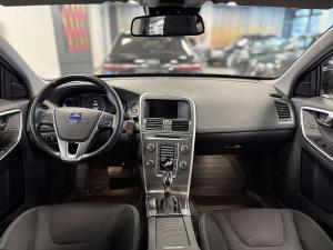 Melns Volvo XC60 2014 Klaipėda, ar dzinēja tilpumu 2.40 L un nobraukumu 297 tūkst. km par 13700 €, foto 3 vietnē AUTOMOTO.COM.LV