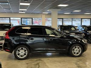 Melns Volvo XC60 2014 Klaipėda, ar dzinēja tilpumu 2.40 L un nobraukumu 297 tūkst. km par 13700 €, foto 23 vietnē AUTOMOTO.COM.LV