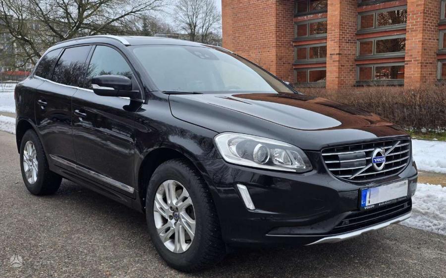 Black Volvo XC60 2014 in Vilnius, with an engine capacity of 1.98 L and mileage of 300 thousand km for 8000 €, photo 1 on AUTOMOTO.COM.LV